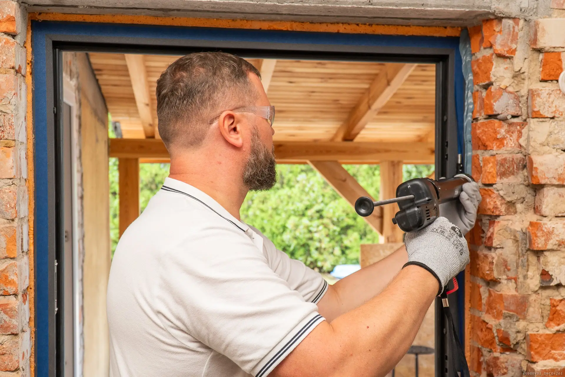 Joinery in practice: successful installation of windows and doors with ...